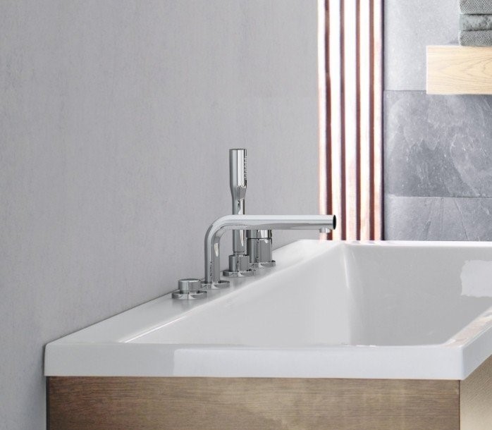 Grohe Essence bateria wannowo-prysznicowa 4-otworowa chrom 19578001 - Home100.pl